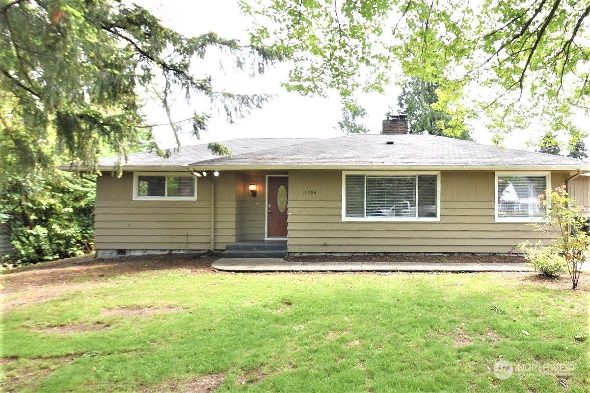 MLS#2041480: 13006 6th Avenue S, Burien, WA 98168