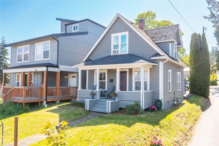 4 bed Bellingham home for sale: 1110 E Maple Street, Bellingham, WA 98225