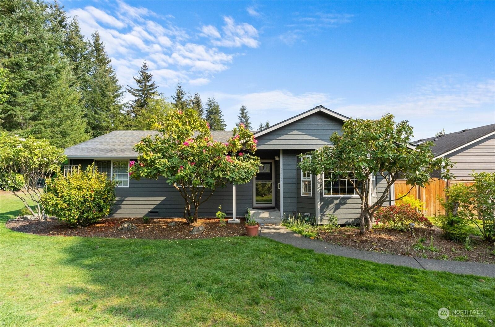 3 bed Lake Stevens home for sale: 1429 128th Drive NE 7B, Lake Stevens ...