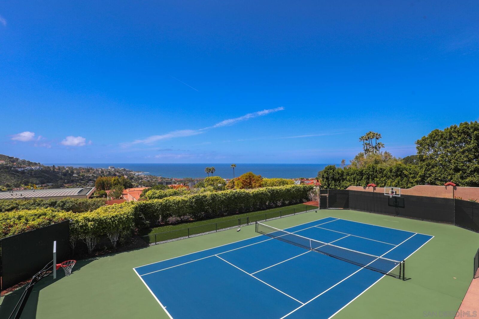 9 bed La Jolla home for sale: 7778 Starlight Dr, La Jolla, CA 92037