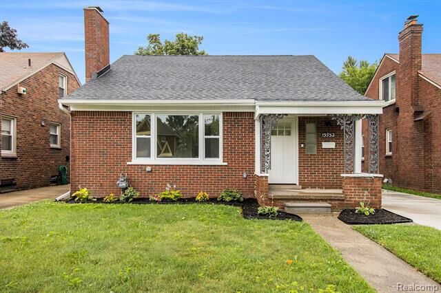 Home for sale in Detroit: 13952 Rosemont Avenue, Detroit, MI 48223