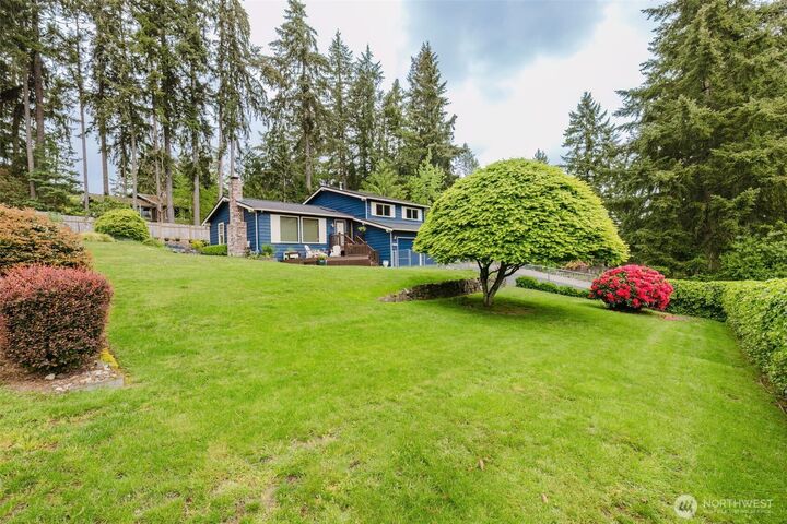 MLS#2374043: 4500 NW Cascade Street, Silverdale, WA 98383