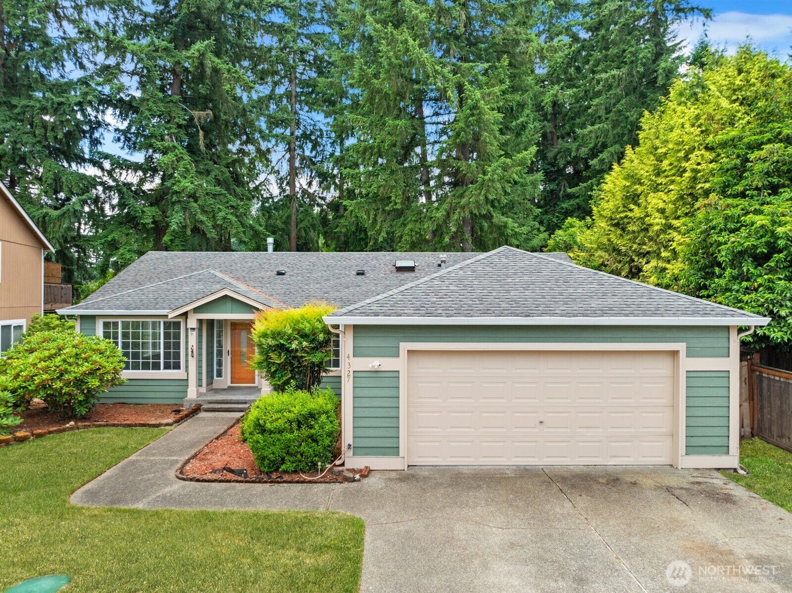 MLS#2403184: 4327 Cedar Court SE, Lacey, WA 98503